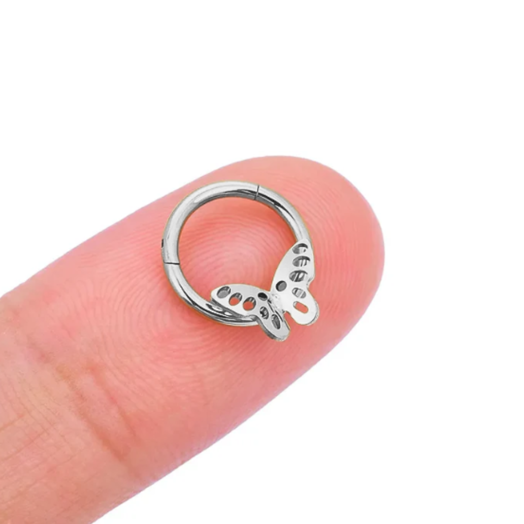 G23 Titanium 3D Butterfly Hinged Segment Clicker Ring – APM